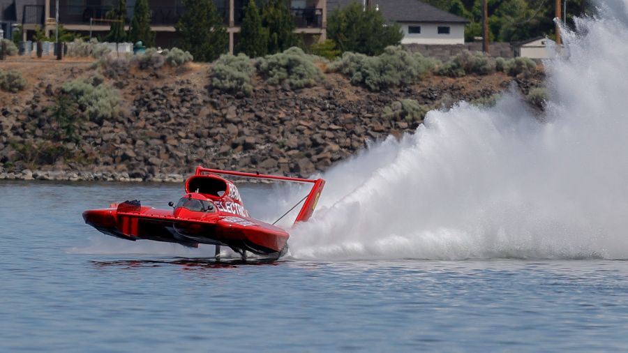 U-8 BEACON ELECTRIC Seattle | U-9 BEACON PLUMBING Seattle | Seafair ...